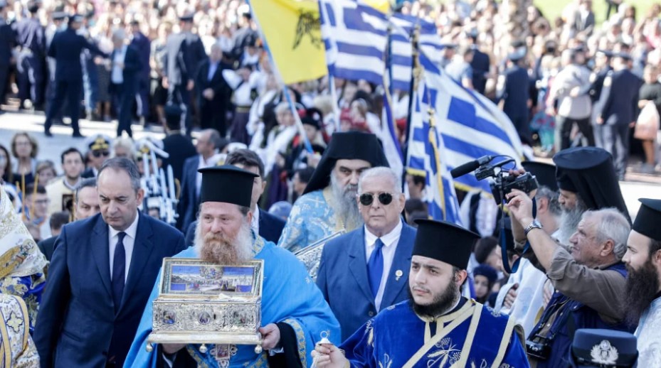 Ἕνα ἡλιόλουστο πρωινό, Νοέμβριο μῆνα. - Αντίβαρο